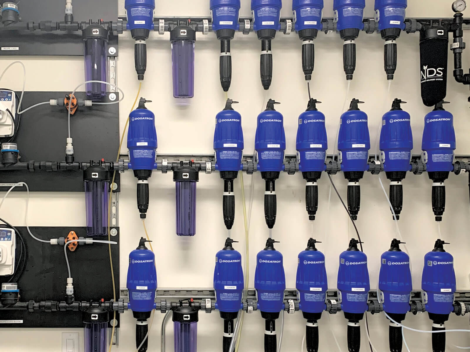 Choosing drippers and drip emitters - Hawthorne Gardening Co.